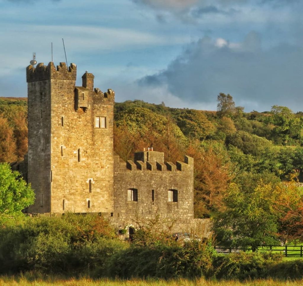 Cloghan Castle - WanderPast