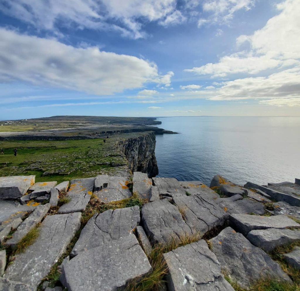 Inis Mór (Inishmore) - WanderPast